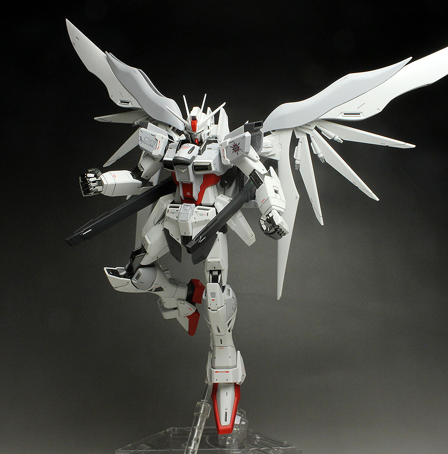 Bandai Limited MG Impulse Gundam Blanche
