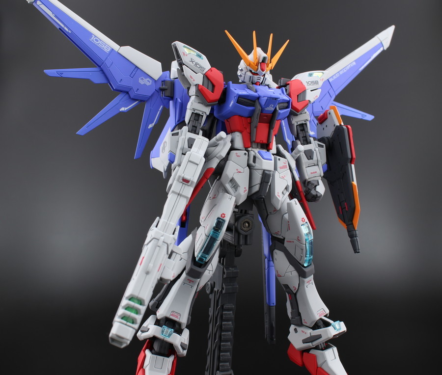 0 Bandai RG Build Strike Gundam Package