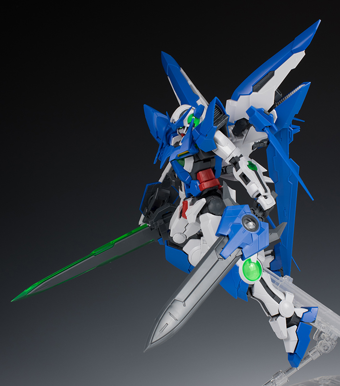 Bandai Limited MG Gundam Amazing Exia