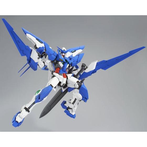 Bandai Limited MG Gundam Amazing Exia
