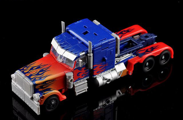 Transformers Ultimate Optimus Prime Dragon [53CM]